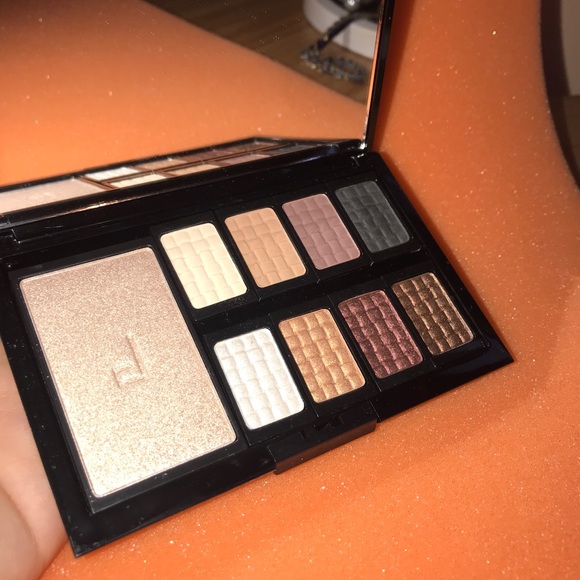 Doucce | Makeup | Doucce Freematic Limited Edition Smokey Propalette ...